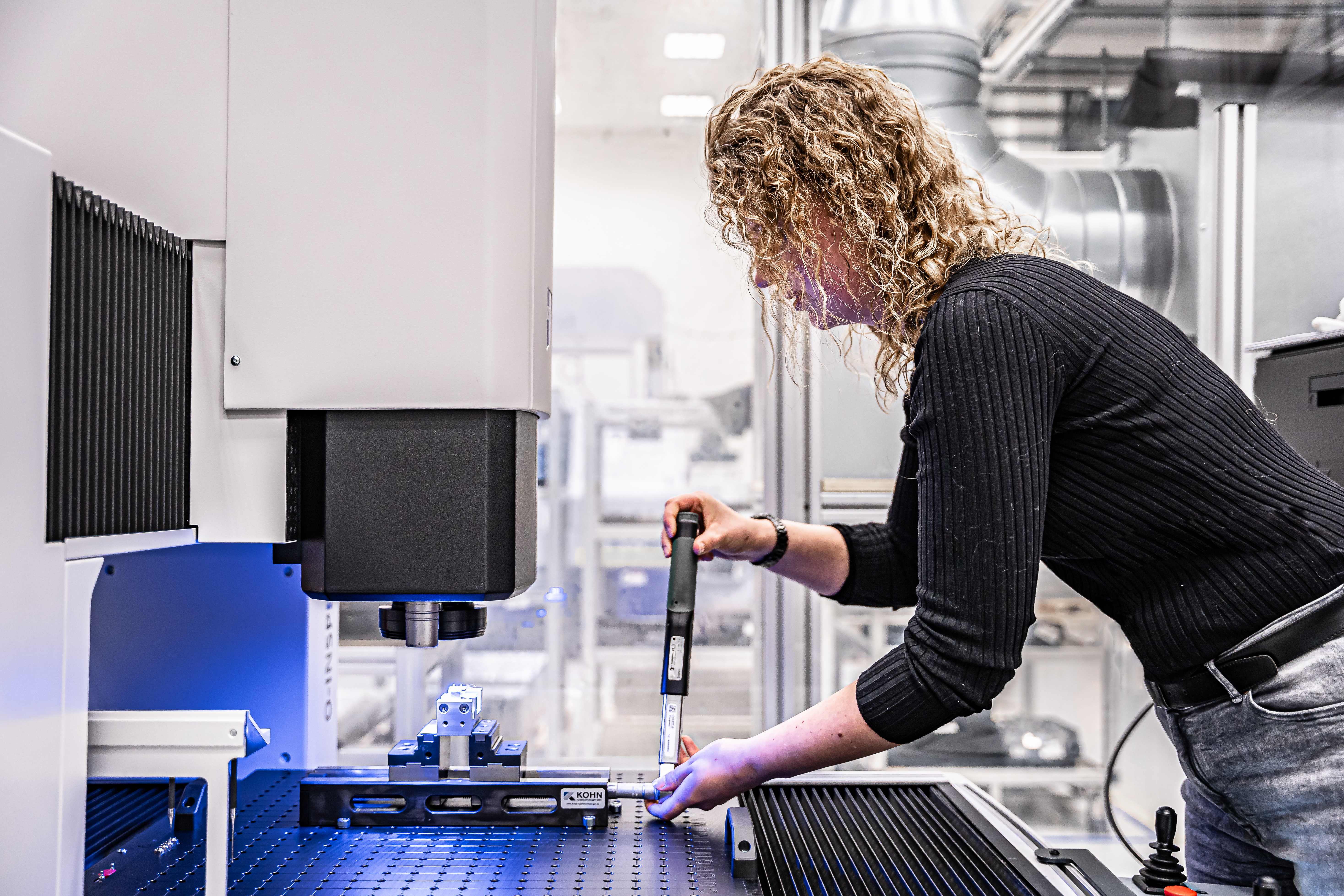 Producing with highly-automated milling machines | Prodrive Technologies